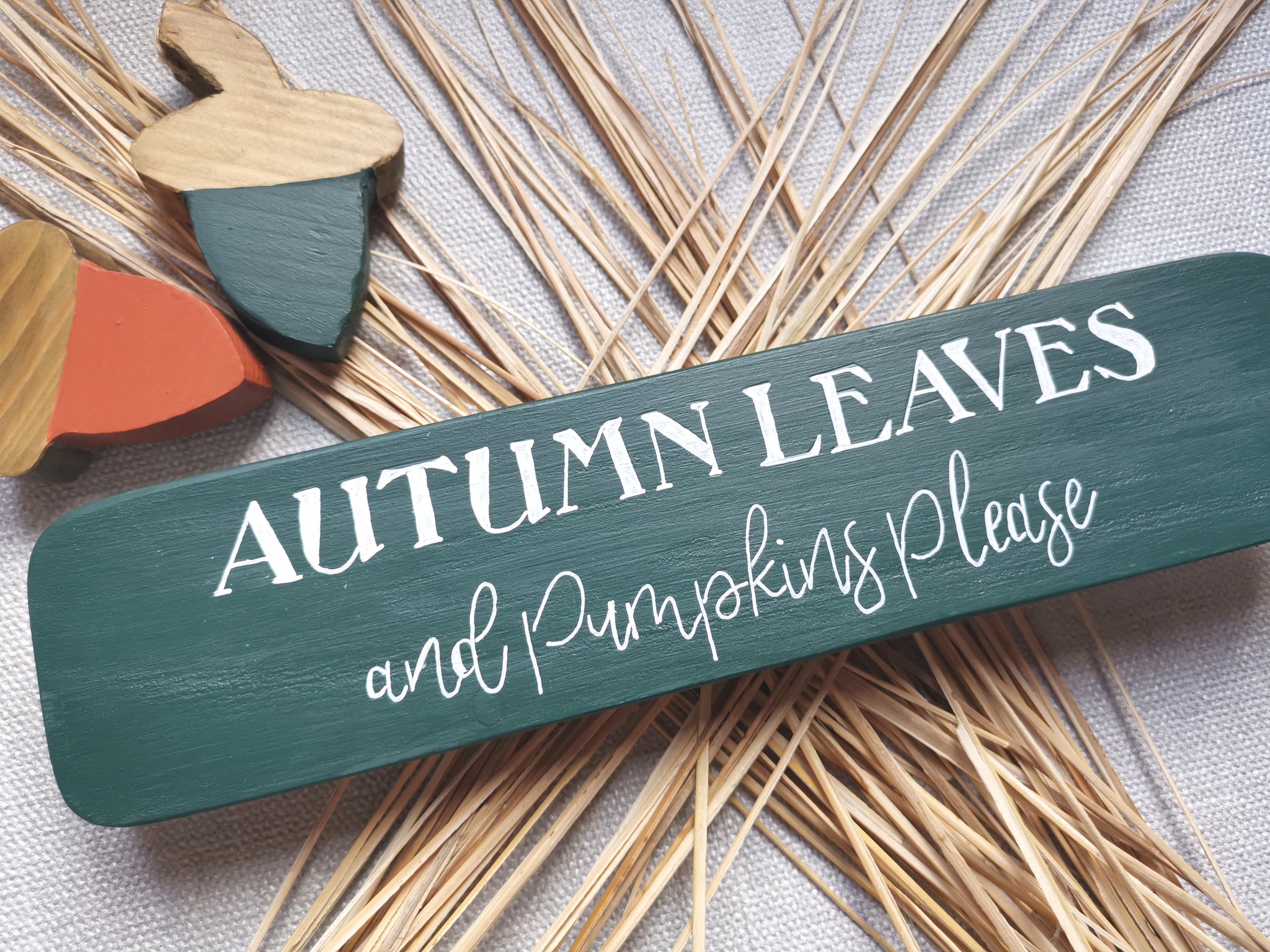 Wooden Autumn Leaves Handmade Sign – WomblesCrafts